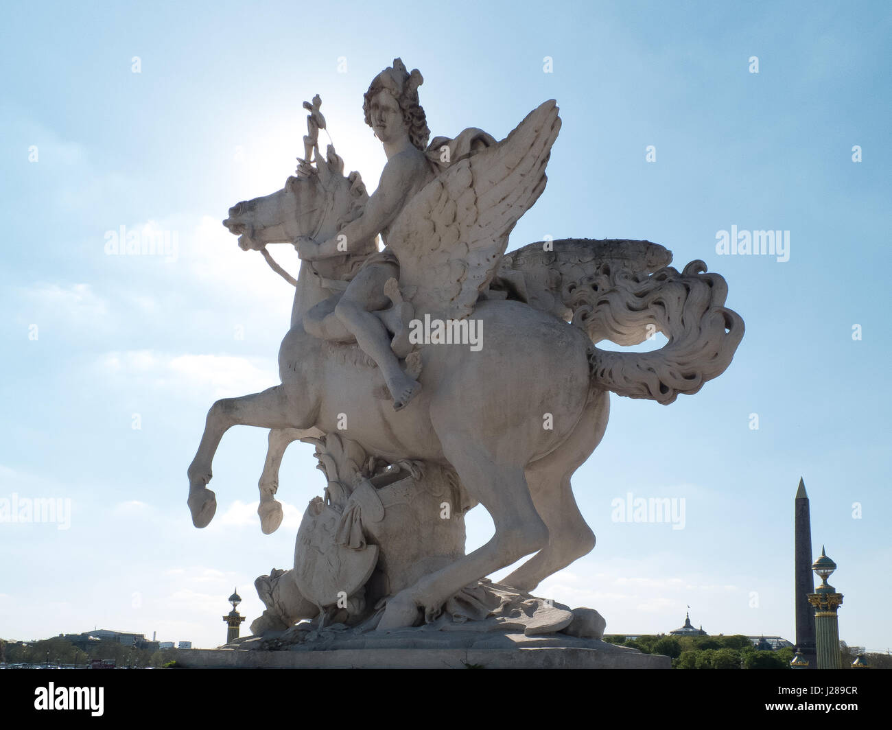 France, Paris, Place de la Concorde, le marbre blanc de Carrare Cheval ...