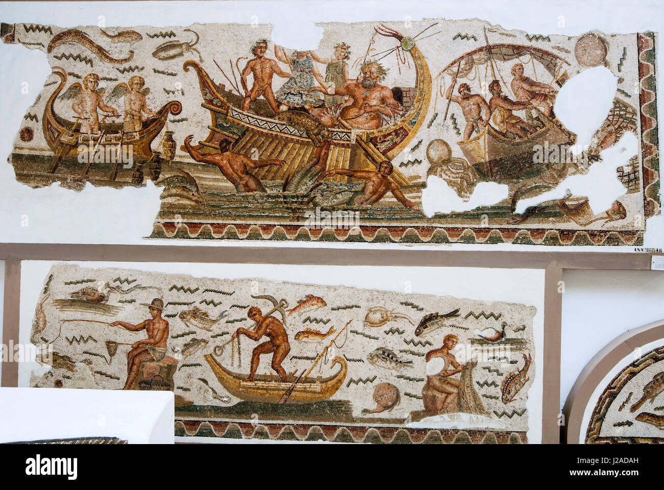 Mosaïque romaine 'Le Voyage de Bacchus', Musée national du Bardo ...