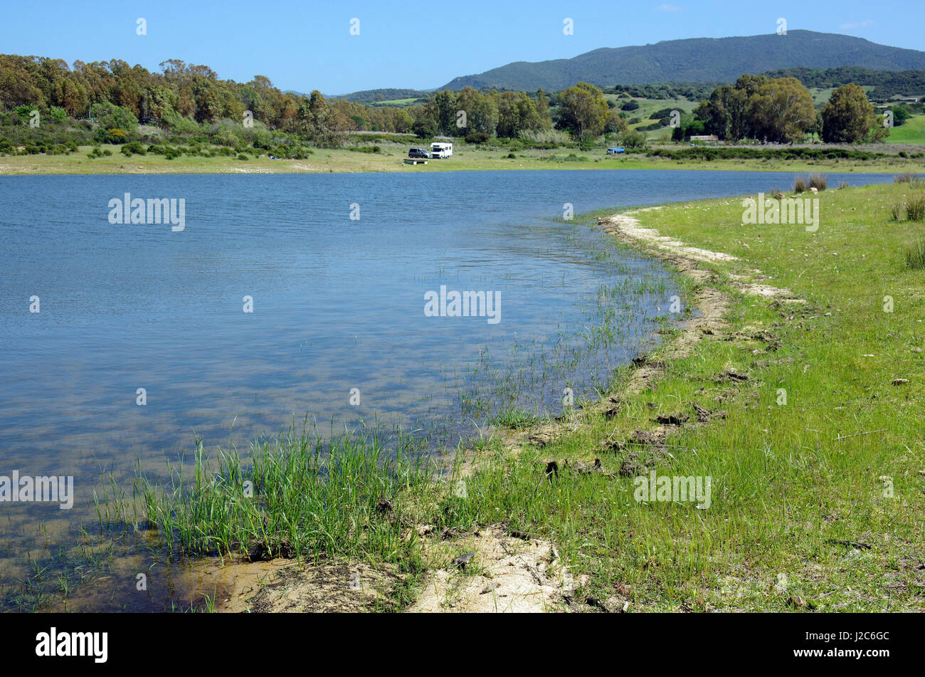 Omodeo lake Banque de photographies et d’images à haute résolution - Alamy