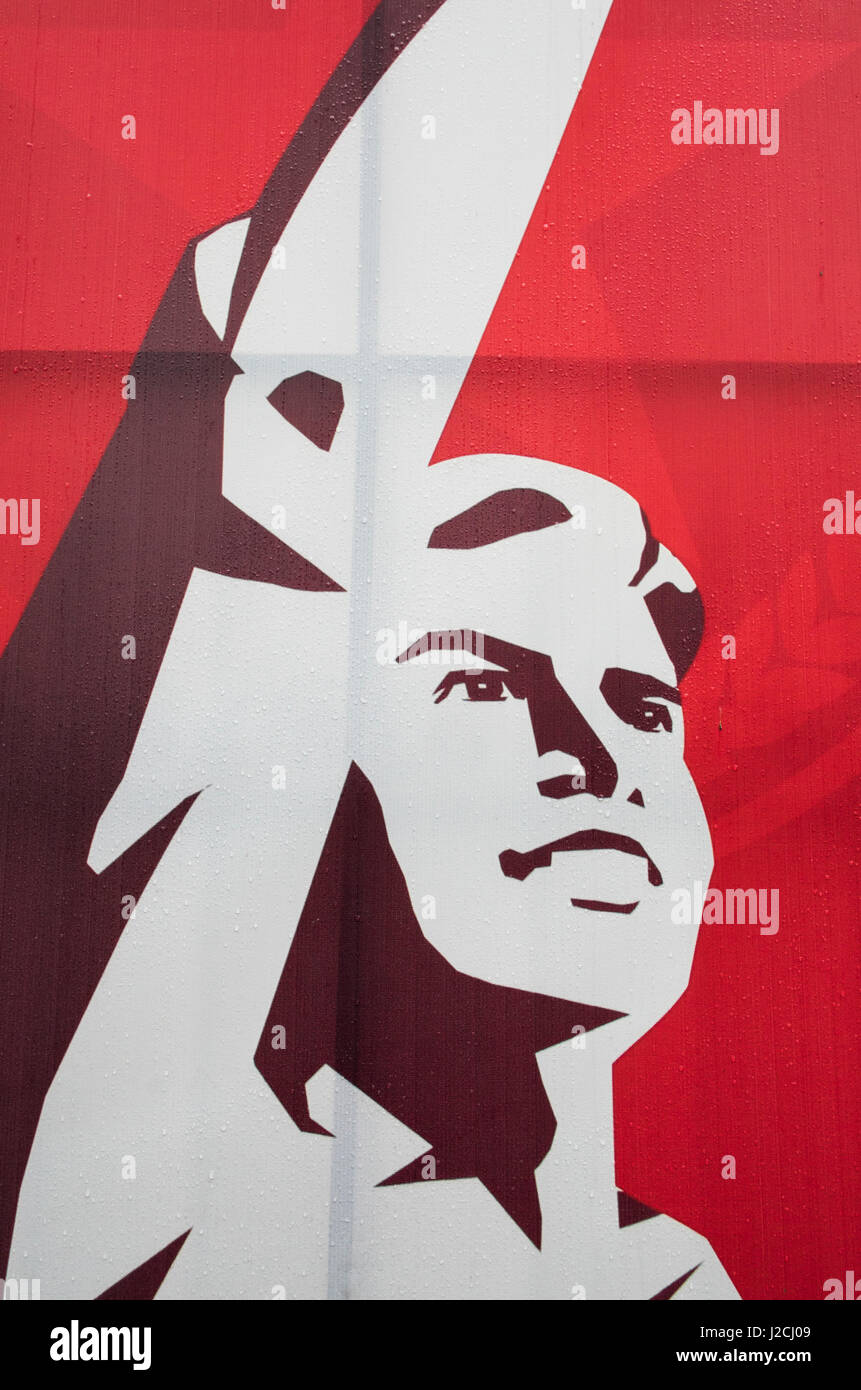 Vietnam, Hanoi. Musée de l'histoire militaire du Vietnam, affiches de ...