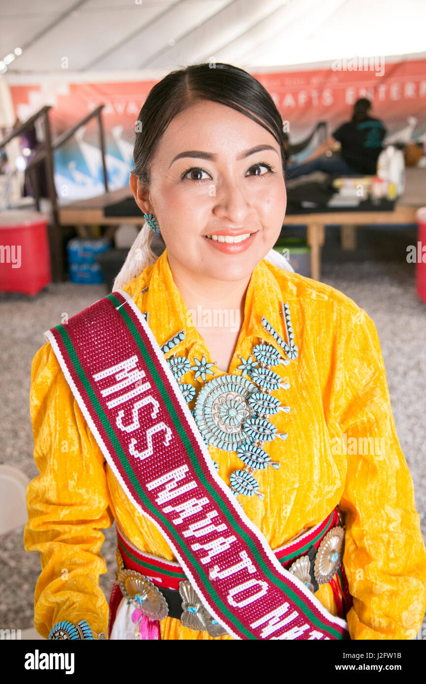 Miss navajo Banque de photographies et d’images à haute résolution - Alamy