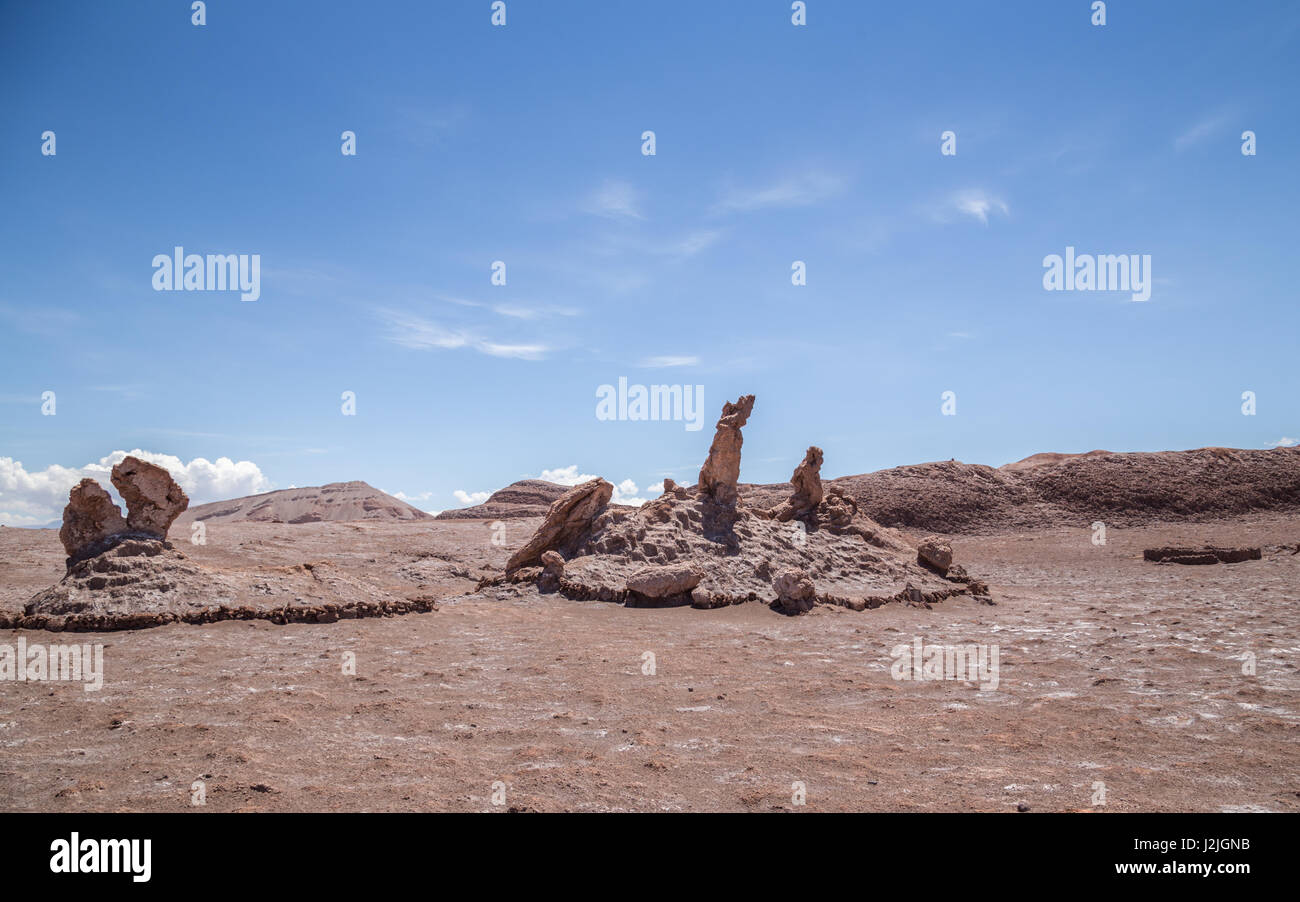 Tres Marias rock formations et Dinosaur Rock Tête à Valle de la Luna ...