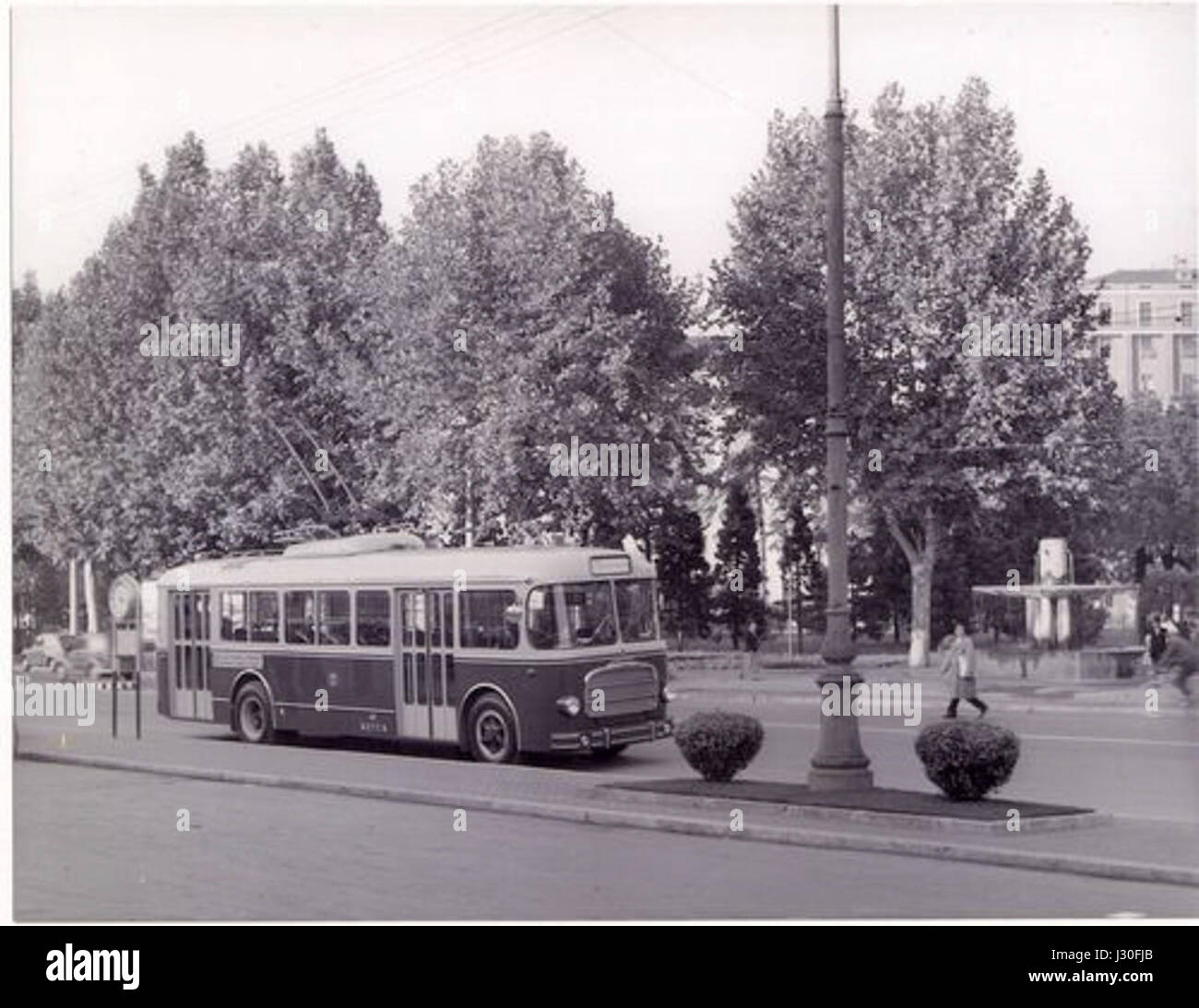 Linea del filobus Banque de photographies et d’images à haute ...