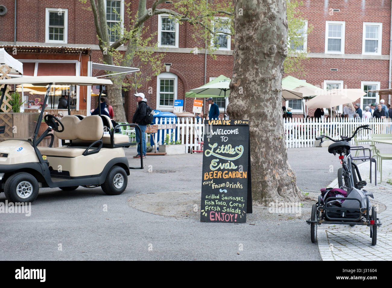 Petits evas Banque de photographies et d’images à haute résolution - Alamy