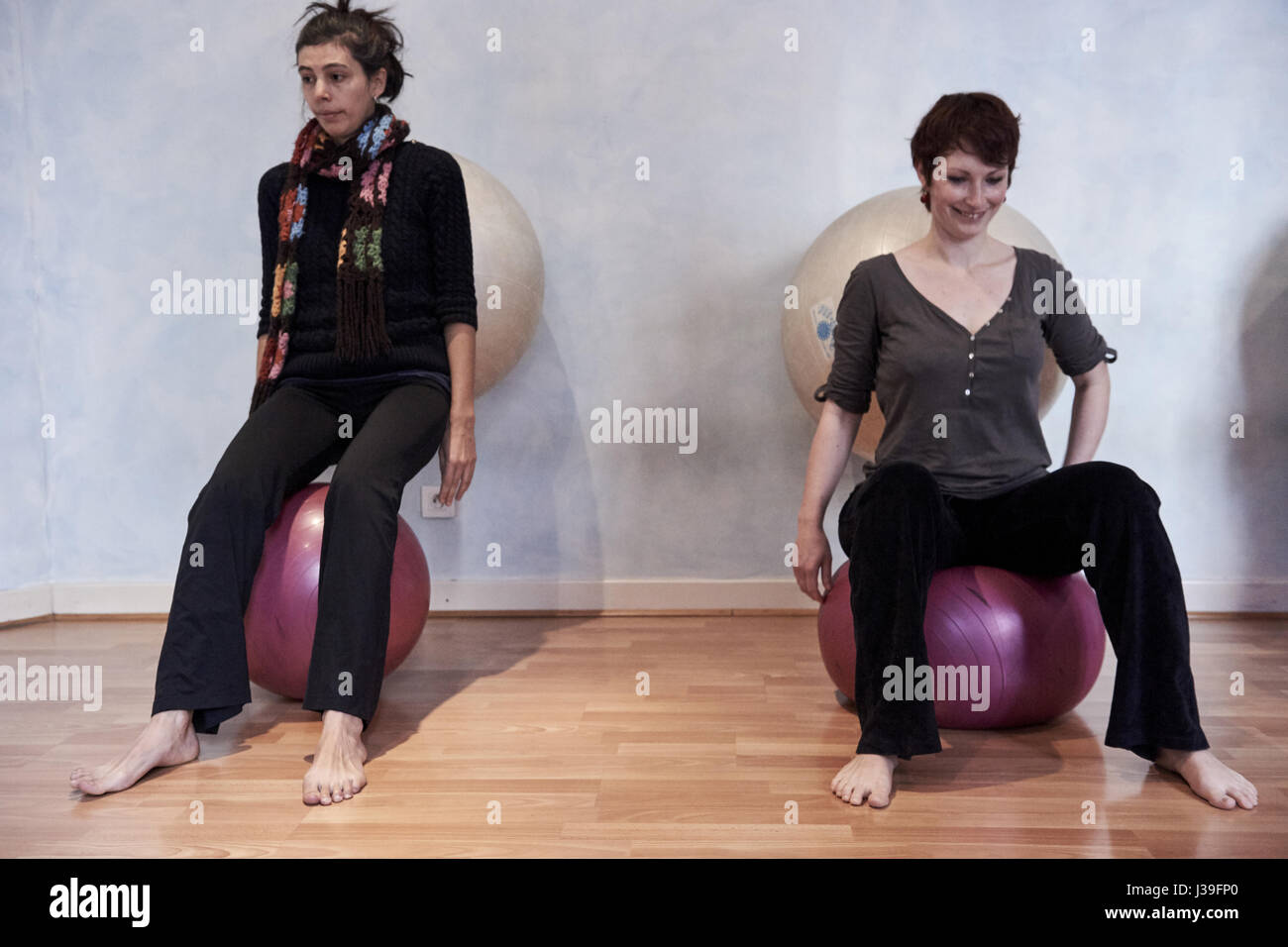 Exercices du plancher pelvien Banque de photographies et d’images à ...