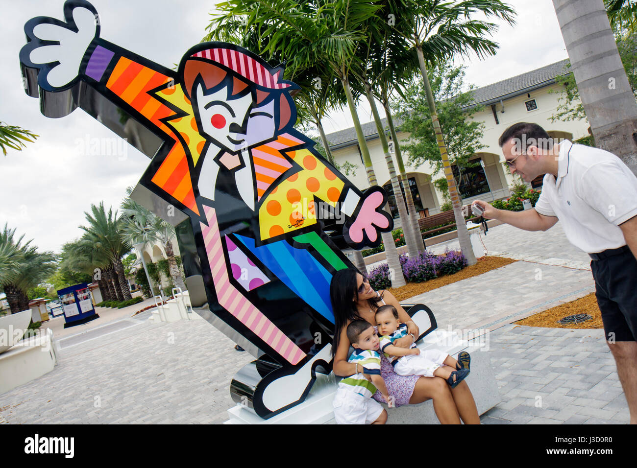 Miami Florida, boutiques à Midtown Miami, Brush avec Romero Britto ...