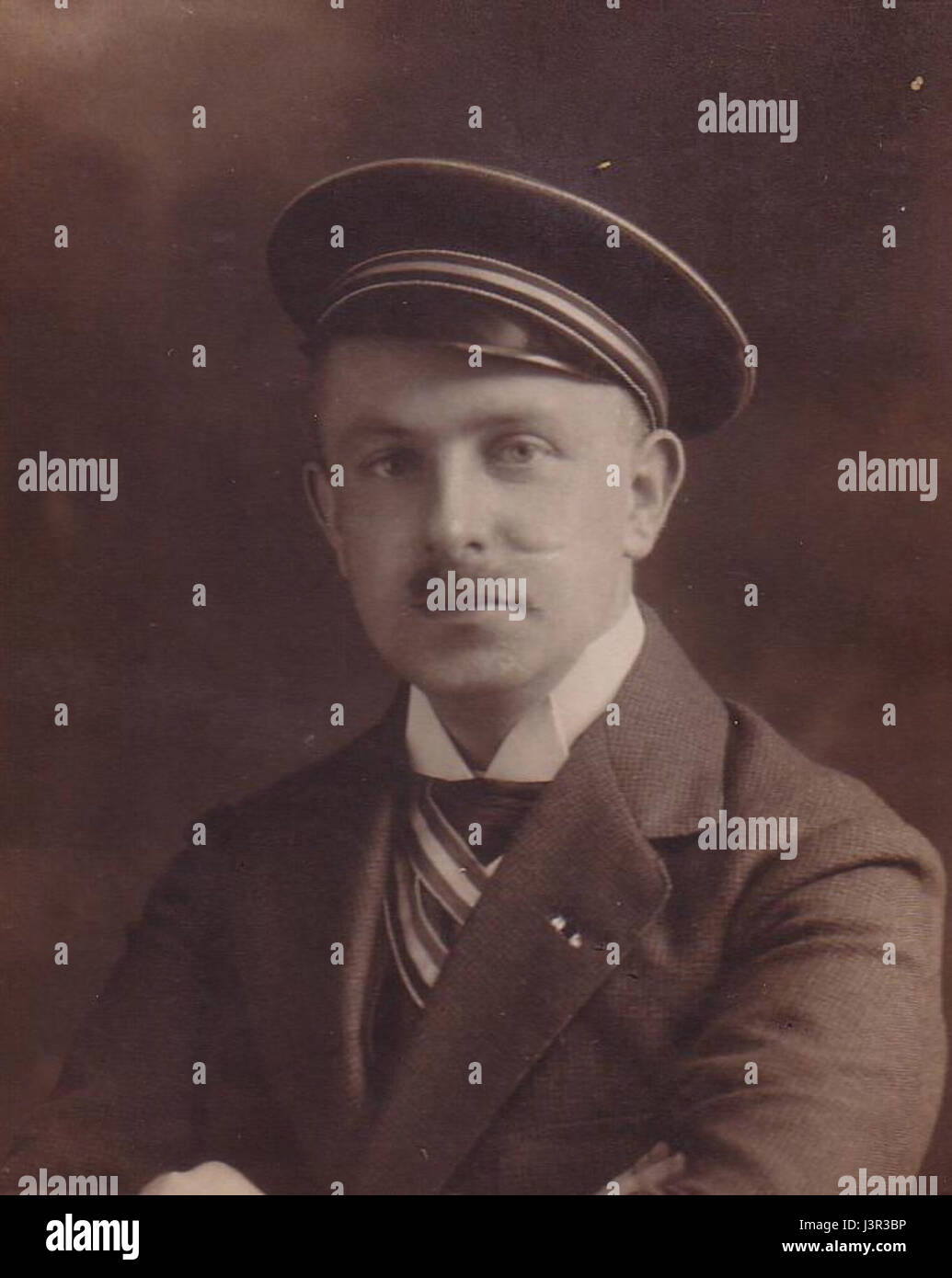 Karl hans Banque de photographies et d’images à haute résolution - Alamy