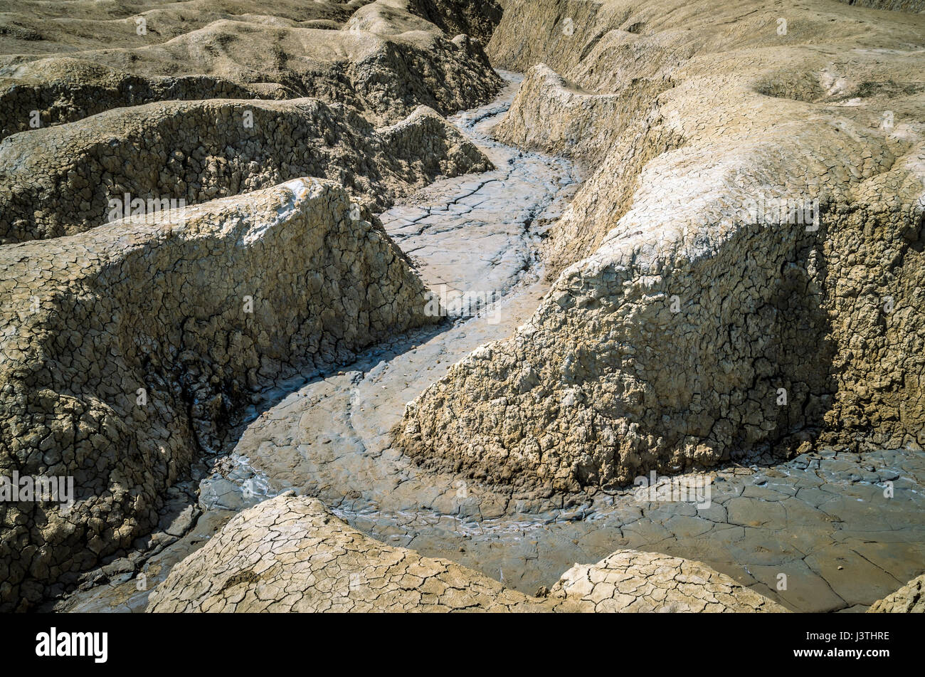 Les Volcans Boueux, le comté de Buzau, Roumanie. Paysage des volcans de ...