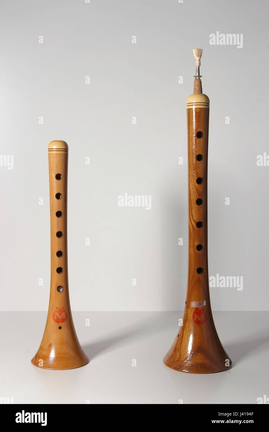 Instruments de musique turcs Banque de photographies et d’images à ...