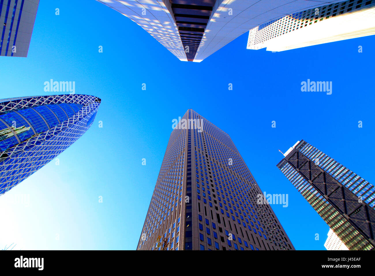 Gratte Ciel De Shinjuku Banque d'image et photos - Alamy