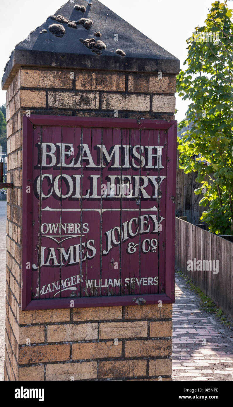 Panneau à l'entrée de la mine au musée Beamish,Angleterre,UK Photo ...