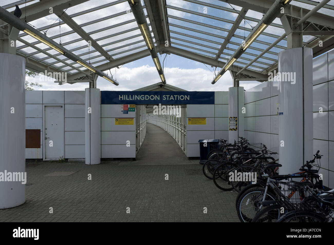 Hillingdon tube station Banque de photographies et d’images à haute ...