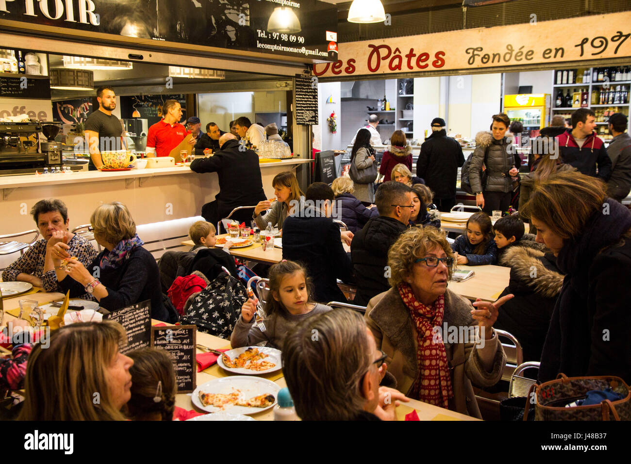 Condamine market Banque de photographies et d’images à haute résolution ...