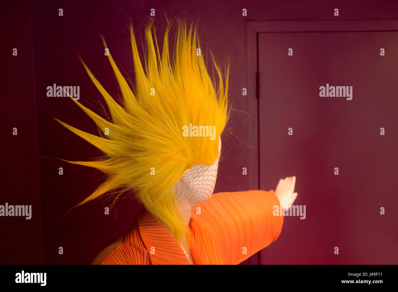 Mohawk hair Banque de photographies et d’images à haute résolution - Alamy