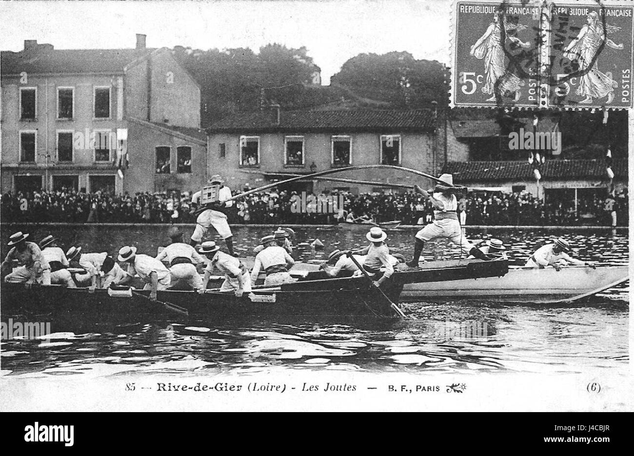 Rive de gier Banque de photographies et d’images à haute résolution - Alamy