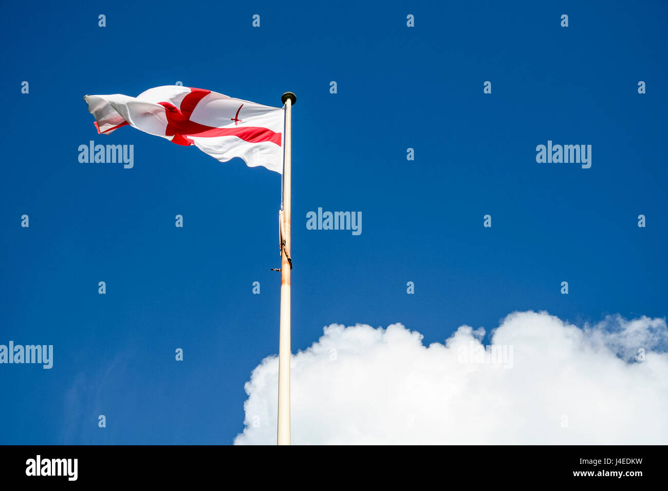 Drapeau avec croix rouge Banque de photographies et d’images à haute ...