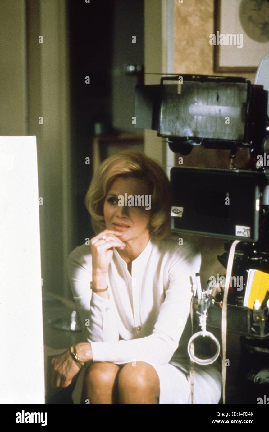 Angie dickinson dressed to kill Banque de photographies et d’images à ...