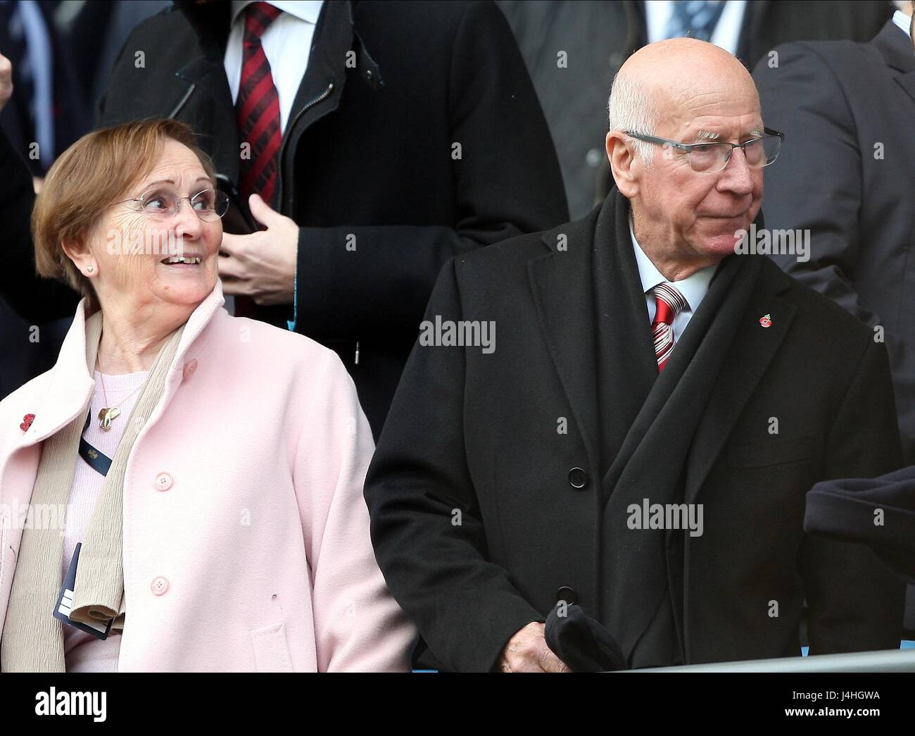 Lady norma charlton and sir bobby charlton Banque de photographies et d ...