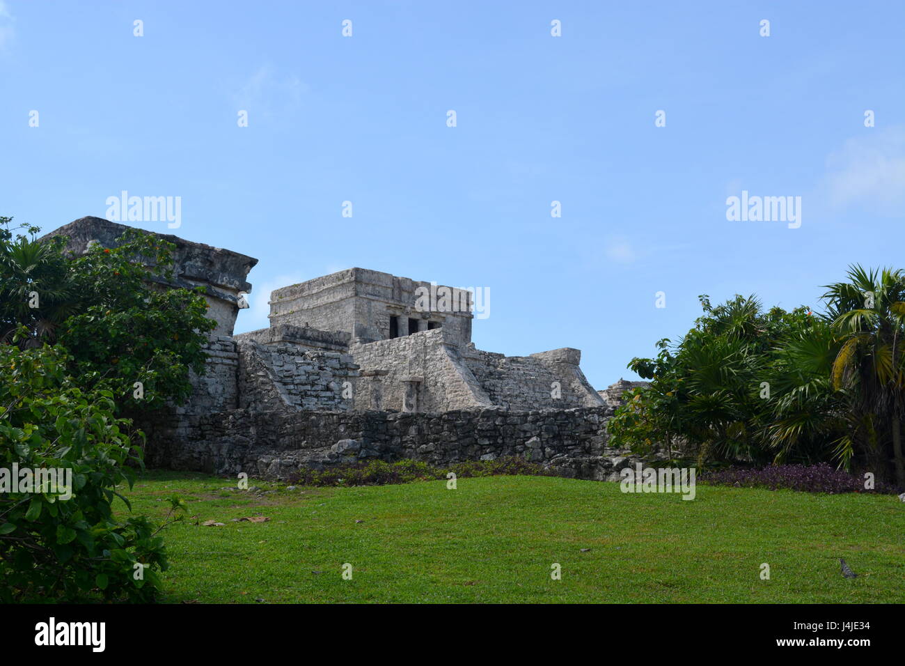 El Castillo des ruines mayas de Tulum. C'est la seule cité maya antique ...