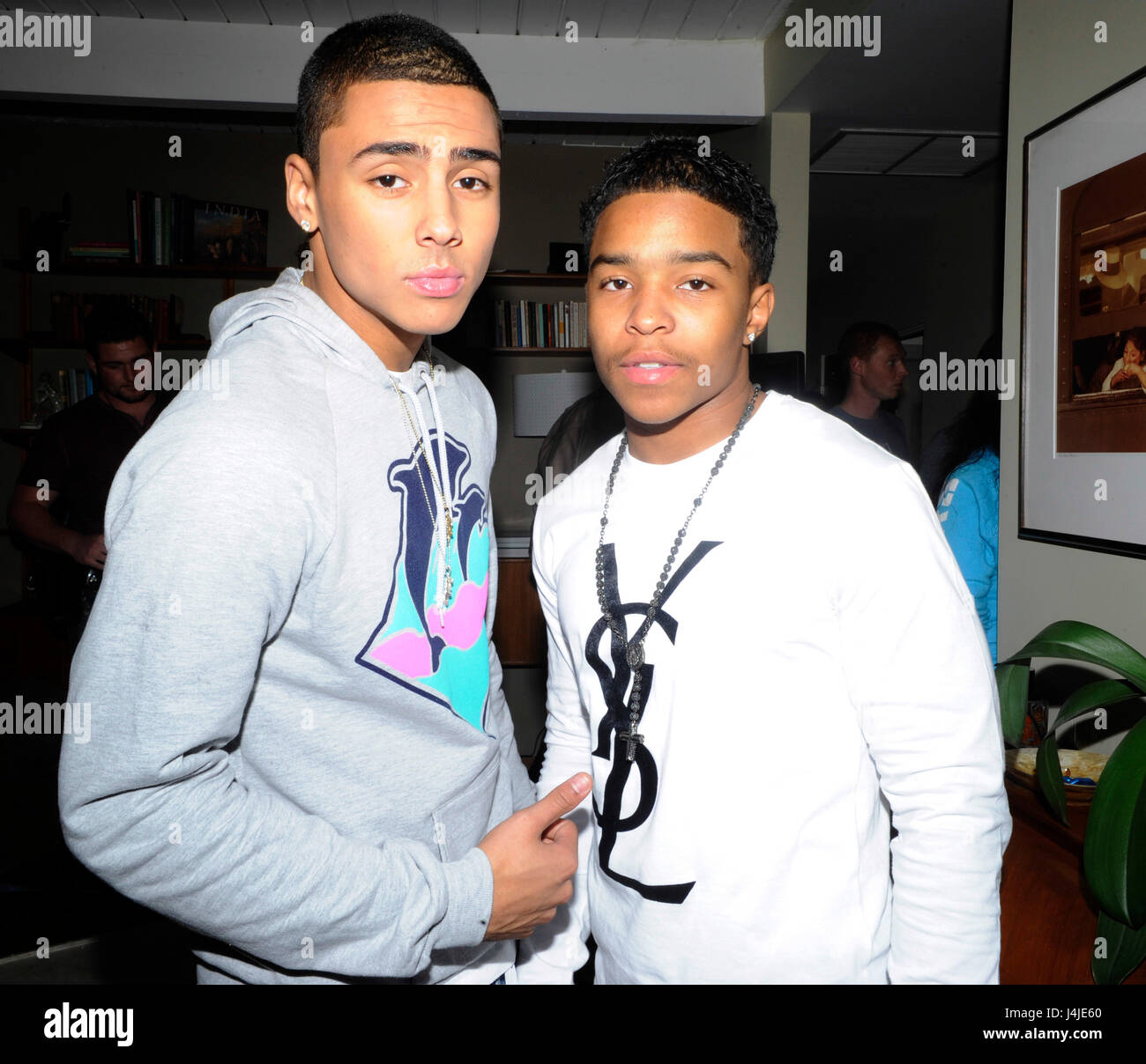 Quincy Brown et Justin Combs sur l'ensemble de Quincy Brown rester un ...