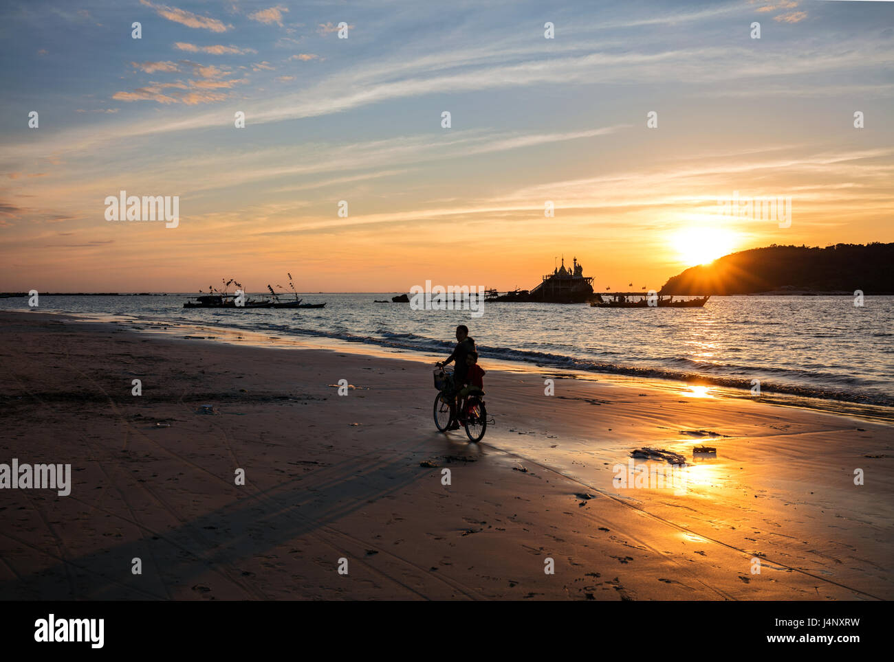 Stock Photo - Myanmar (Birmanie), l'État de Rakhine (Arakan), ou ...