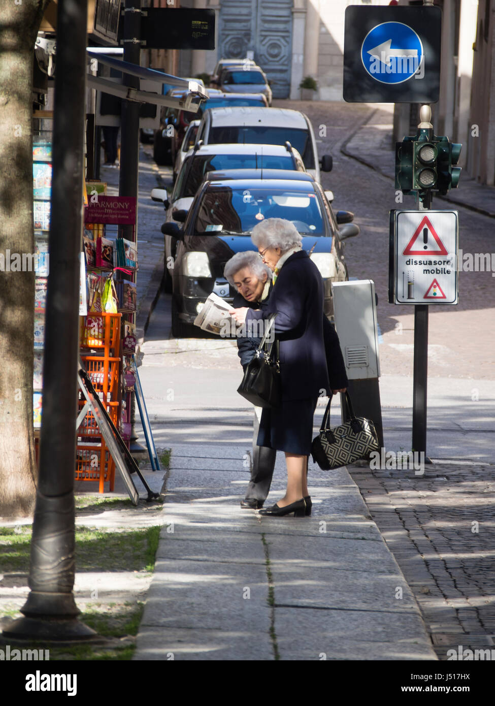 Scènes de la vie quotidienne Banque de photographies et d’images à ...
