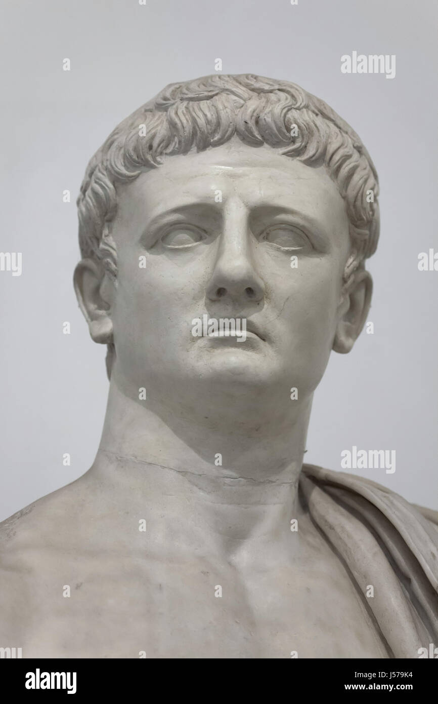 Emperor claudius Banque de photographies et d’images à haute résolution ...