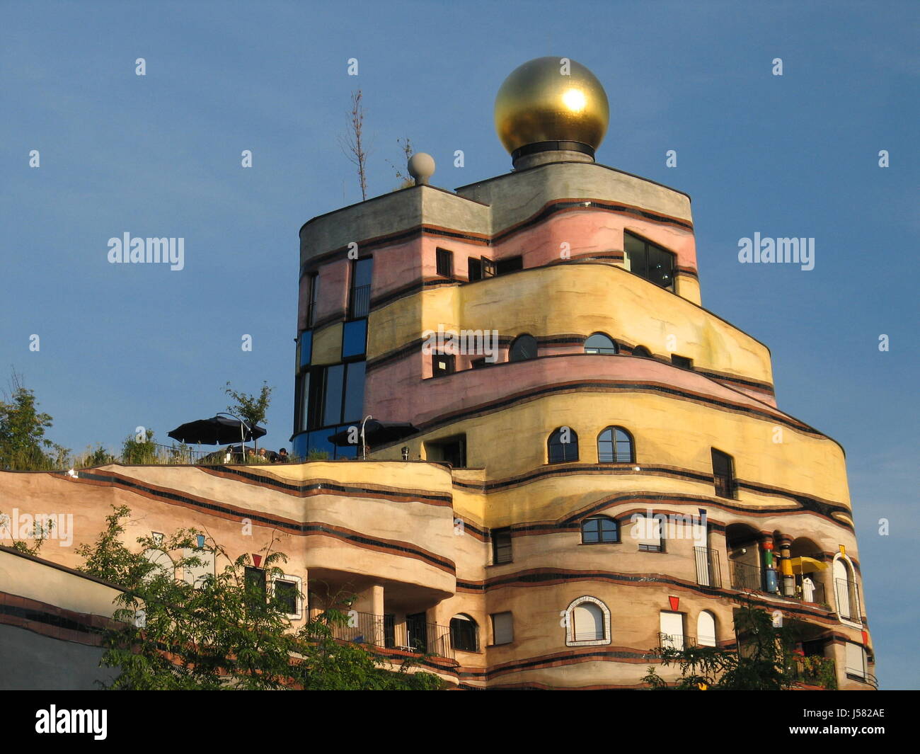 Darmstadt waldspirale friedensreich hundertwasser Banque de ...