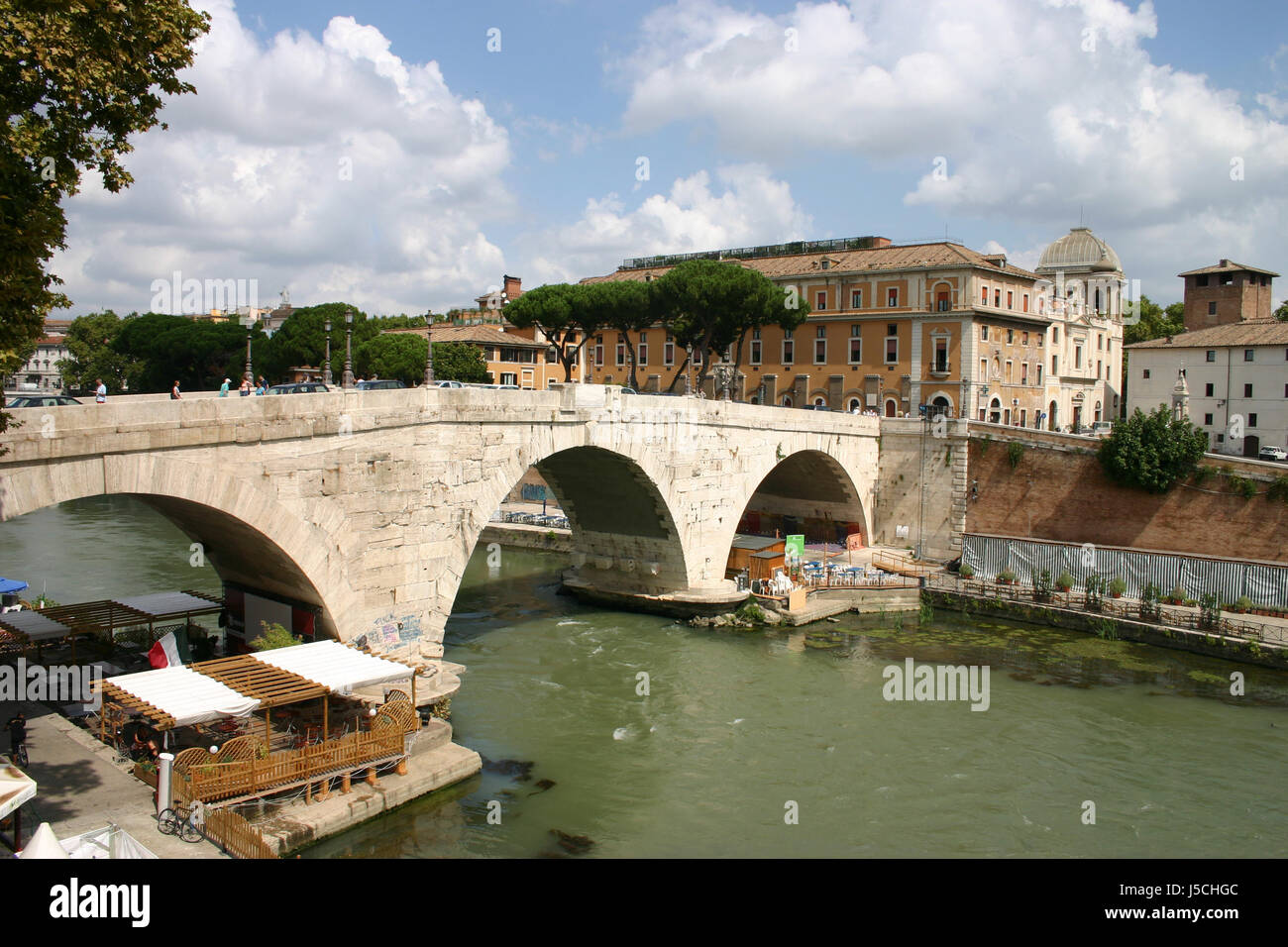 Pons cestius tiber Banque de photographies et d’images à haute ...