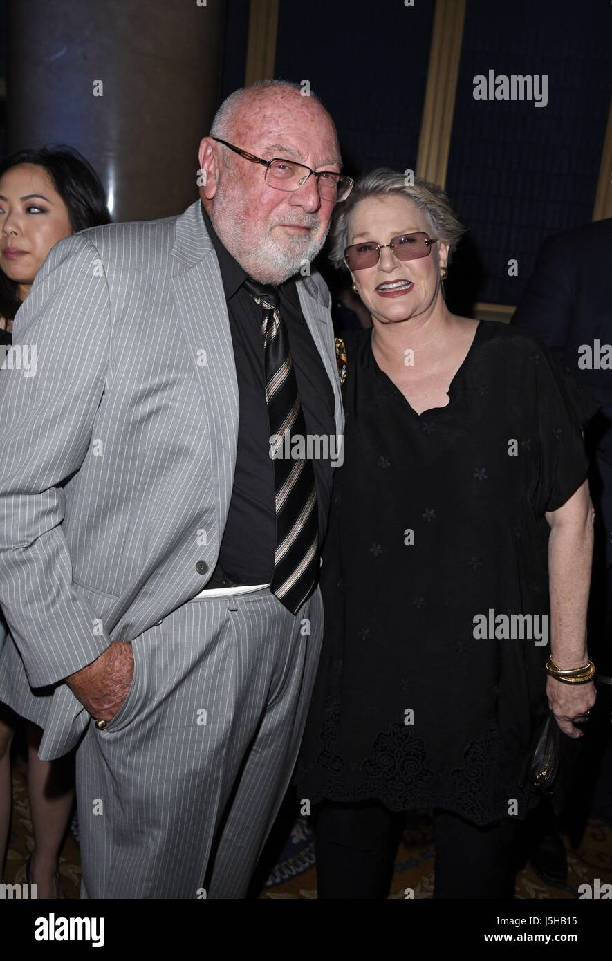 Sharon gless and barney rosenzweig Banque de photographies et d’images ...