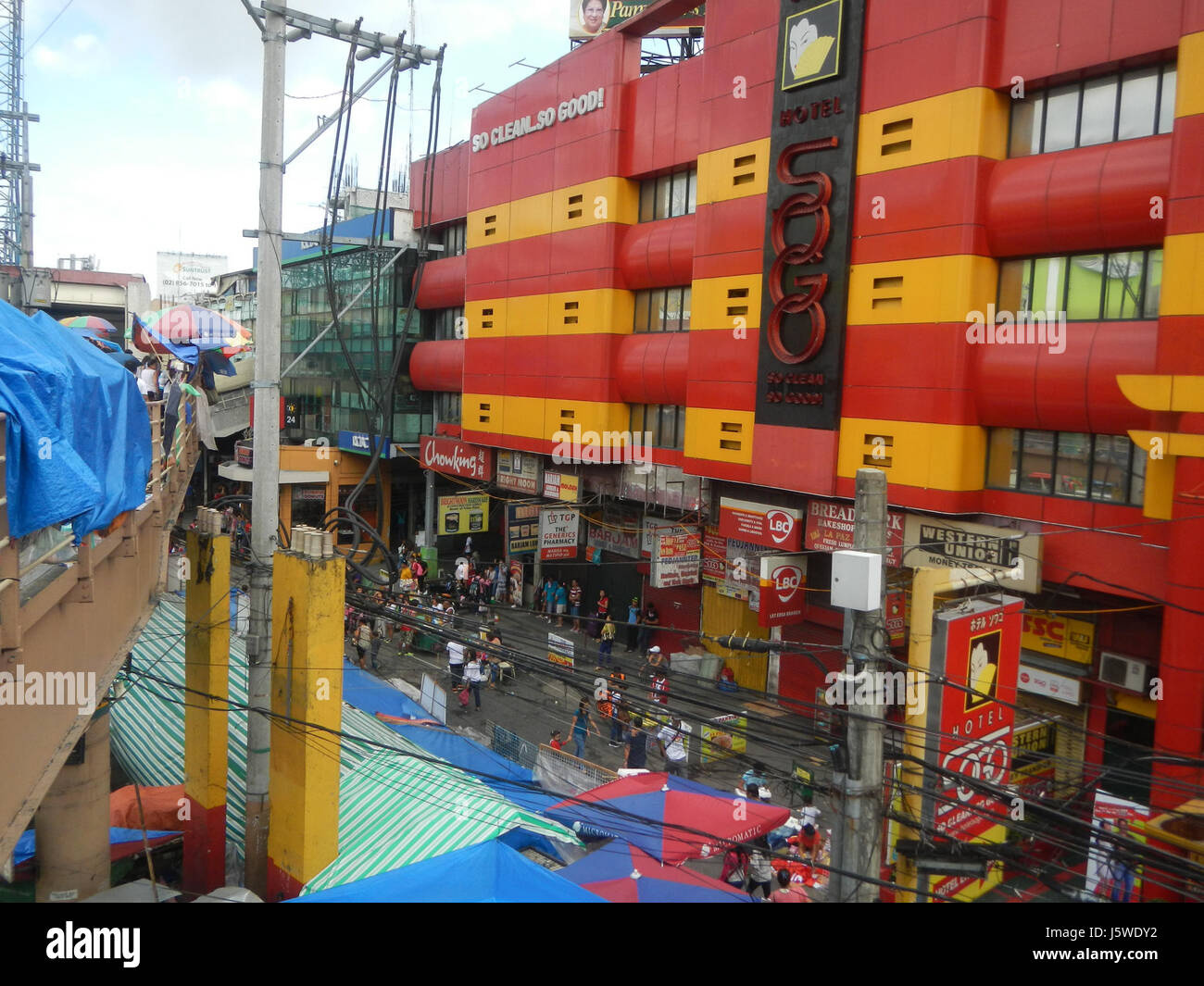 0016 Taft Avenue EDSA LRT Station de MRT Passerelle Pasay 10 Photo ...