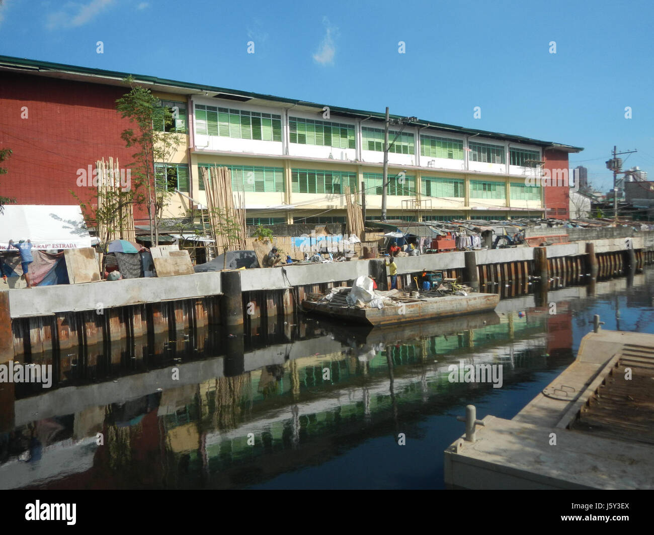 0081 passerelle piétonne Puregold Tayuman Juan Luna Bridge Estero de la ...