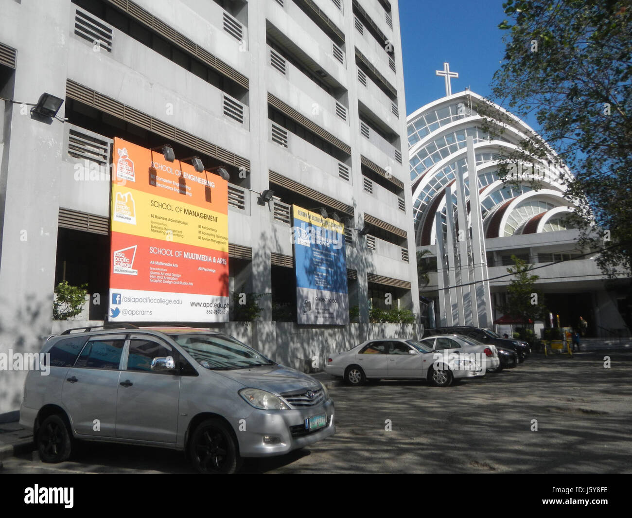 Asia Pacific College à Magallanes Village, Makati City, est un ...