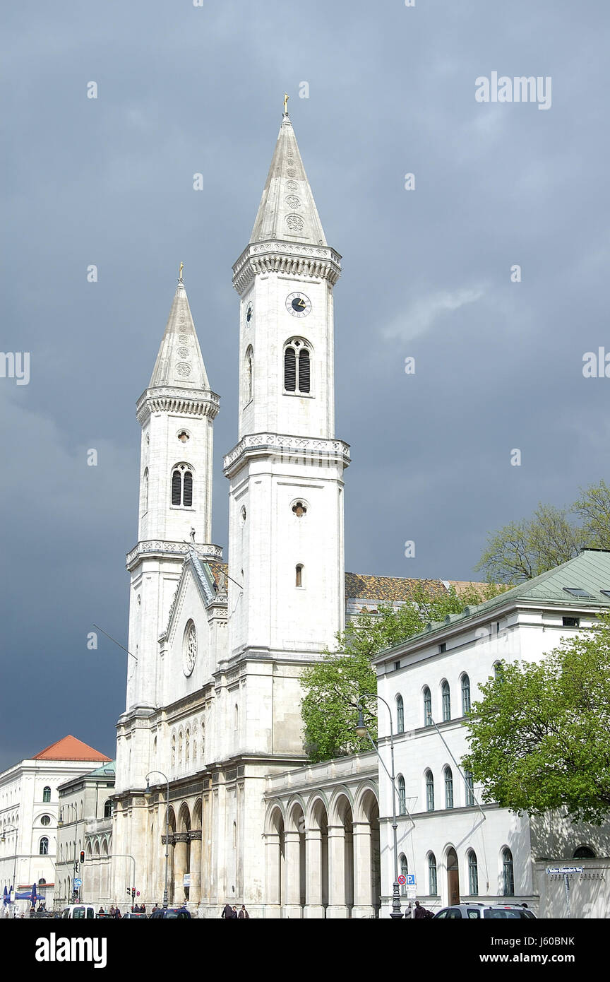 Ludwigskirche munich Banque de photographies et d’images à haute ...