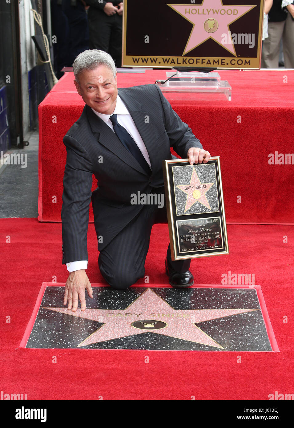 Gary Sinise honoré avec étoile sur le Hollywood Walk of Fame avec ...
