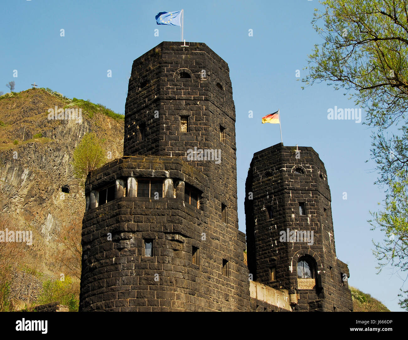 Pile de pont pont rhin épaves drapeau europe pier drake épaves clinker ...