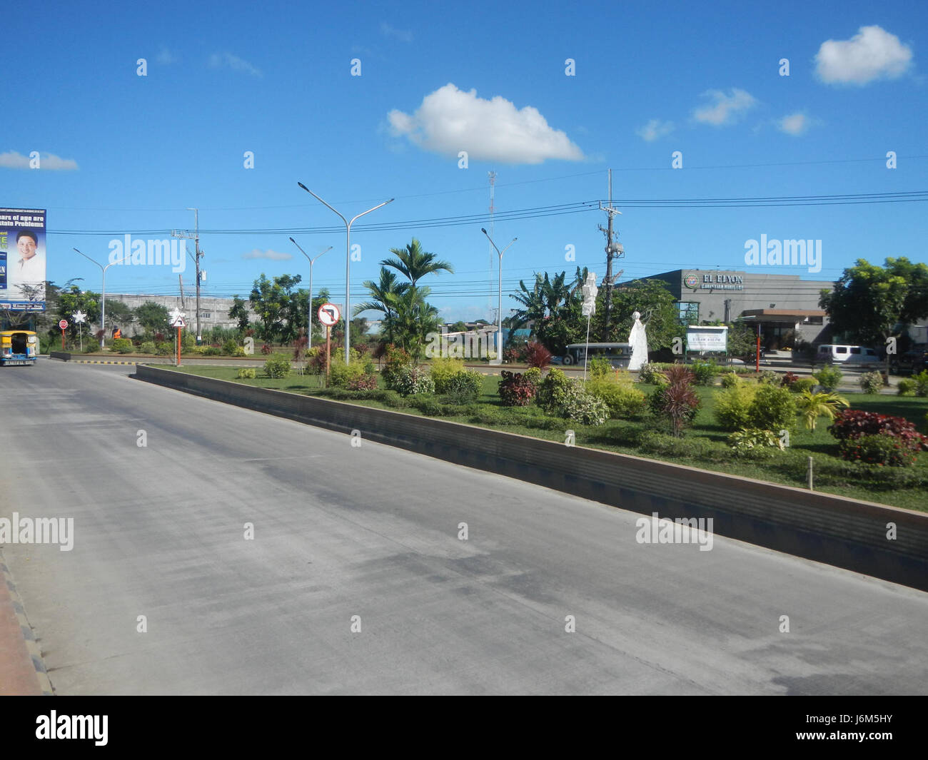09649 Pan-Philippine Bienvenue Arch signe limite l'autoroute Baliuag ...
