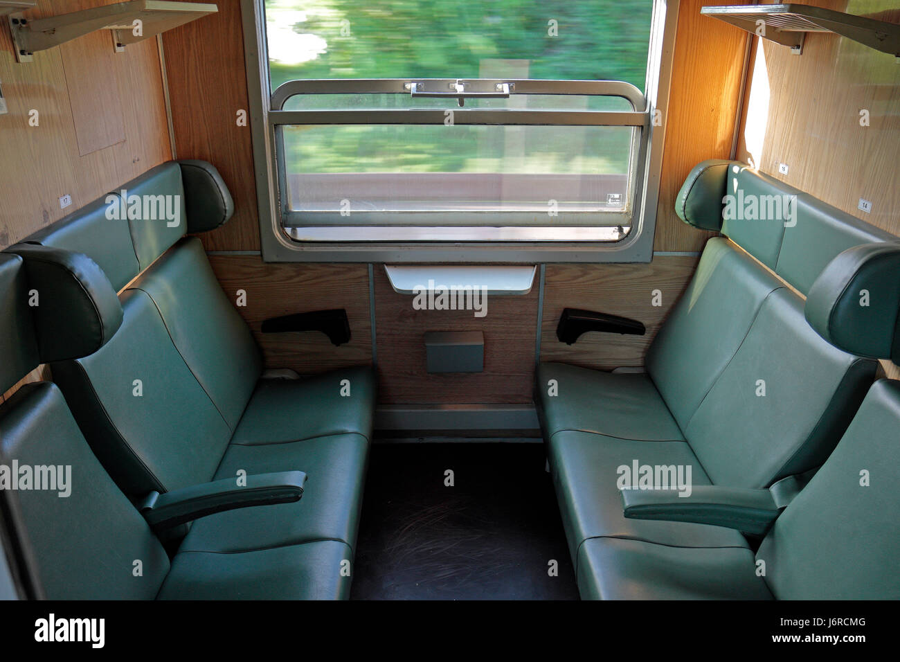 Compartiment de train ancien Banque de photographies et d’images à ...