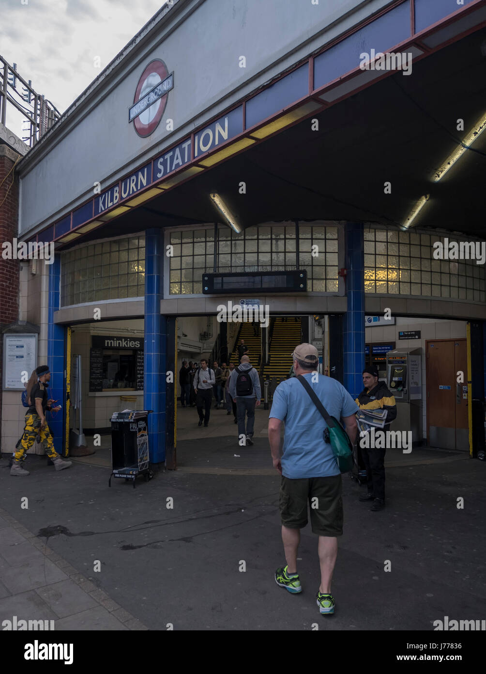 Kilburn underground station Banque de photographies et d’images à haute ...