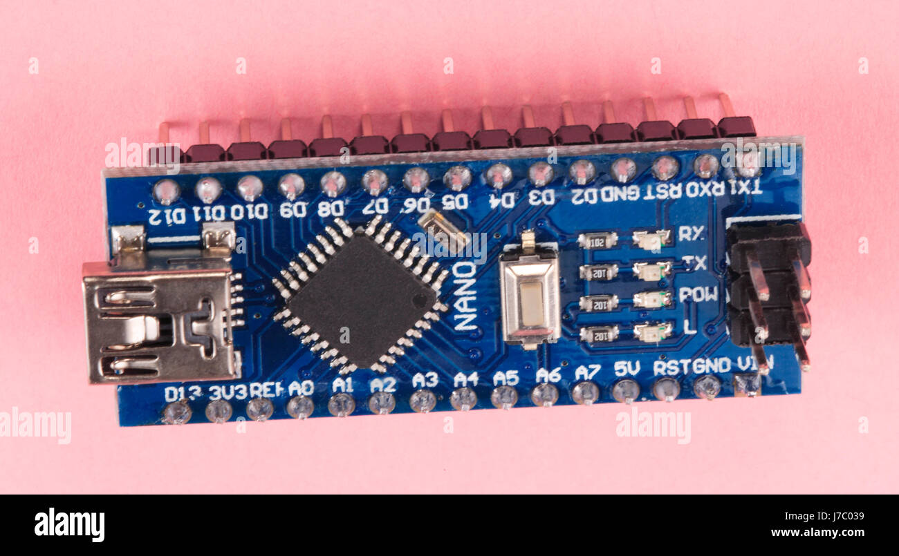 Arduino nano Banque de photographies et d’images à haute résolution - Alamy
