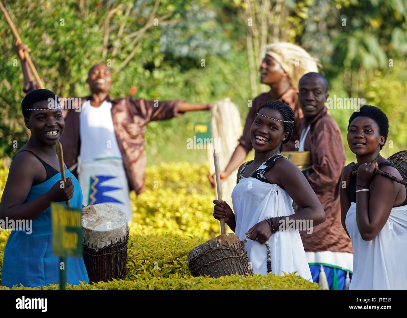 Rwanda woman Banque de photographies et d’images à haute résolution - Alamy