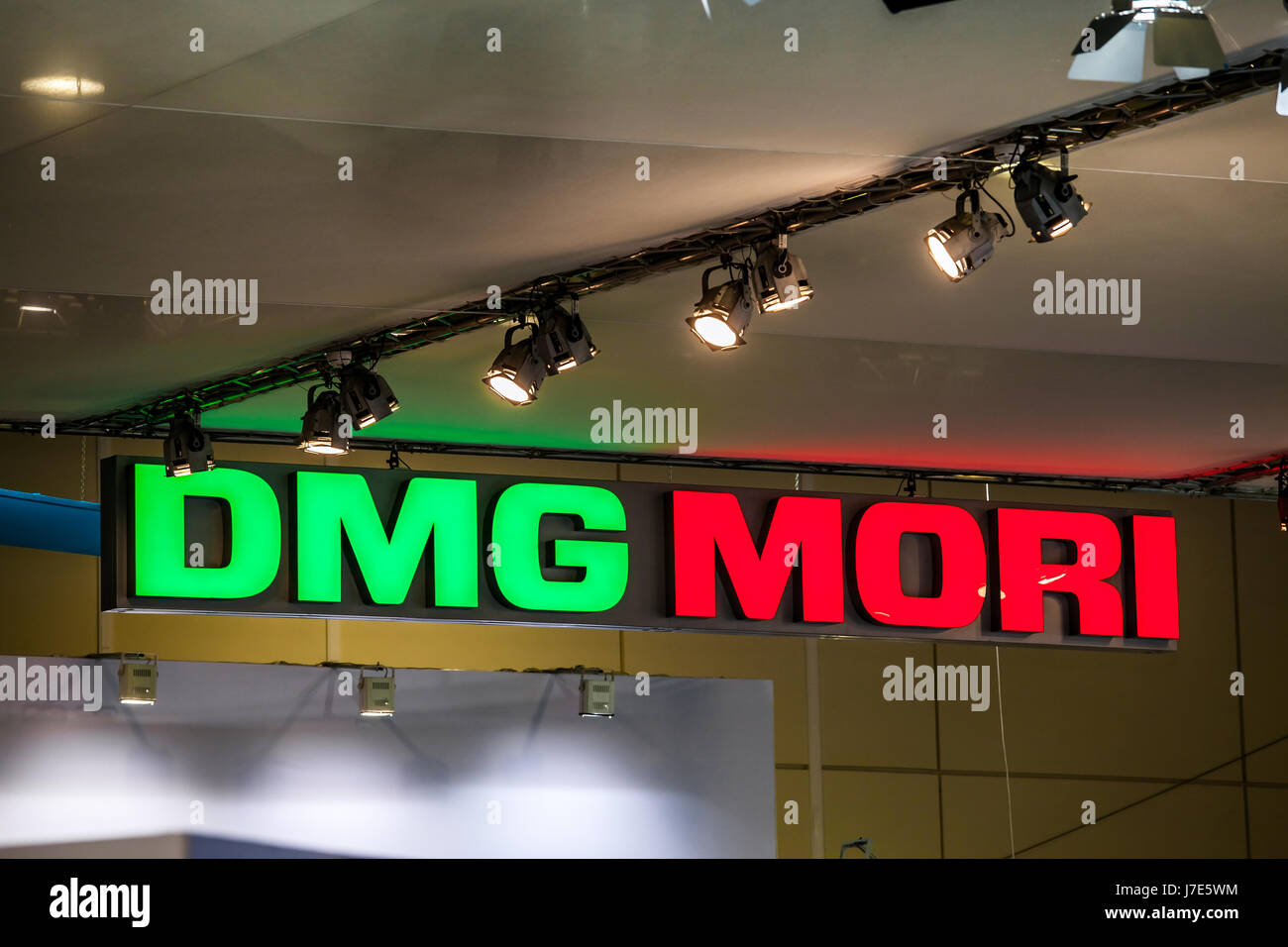 Logo de la technologie dmg Banque de photographies et d’images à haute ...