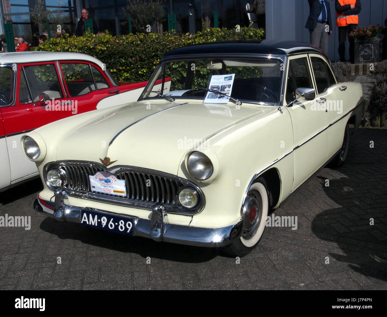 Simca versailles 1956 Banque de photographies et d’images à haute ...
