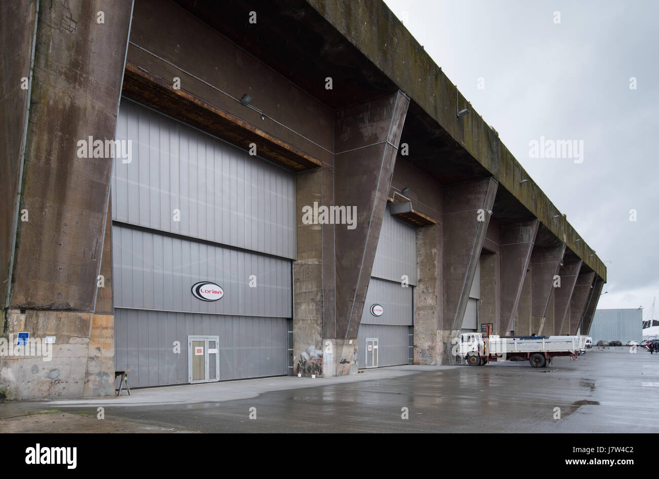 Lorient Keroman Bretagne U-boat bunkers stylos et base de sous-marins ...