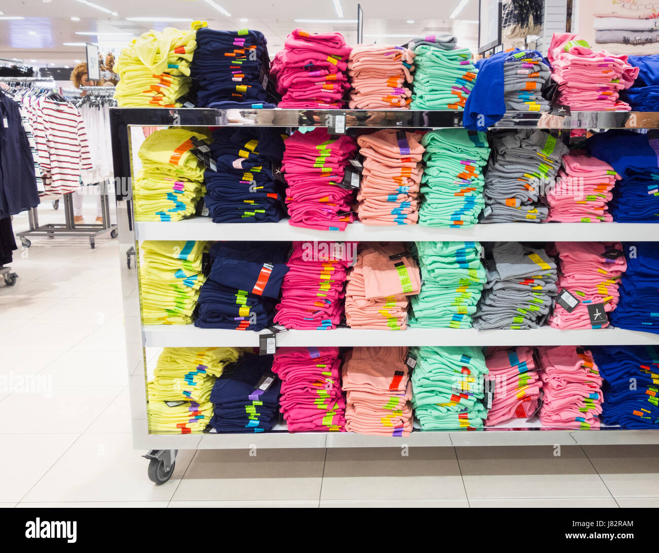 Primark interior Banque de photographies et d’images à haute résolution ...