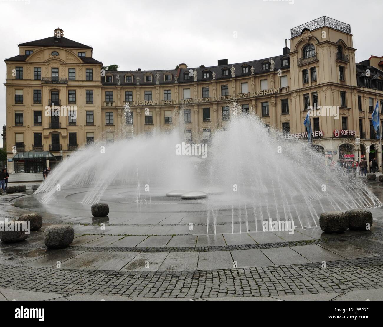 Stachus rondell Banque de photographies et d’images à haute résolution ...