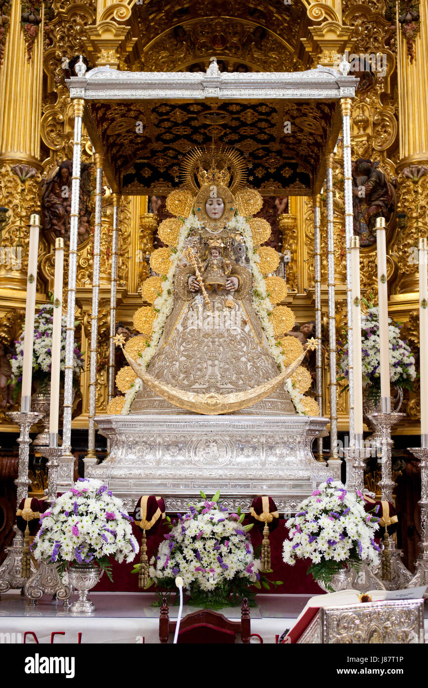 Virgen del rocio Banque de photographies et d’images à haute résolution ...