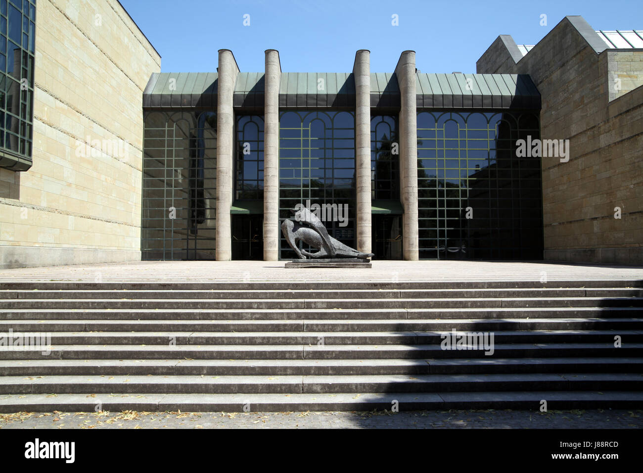 The new pinakothek museum neue pinakothek Banque de photographies et d ...