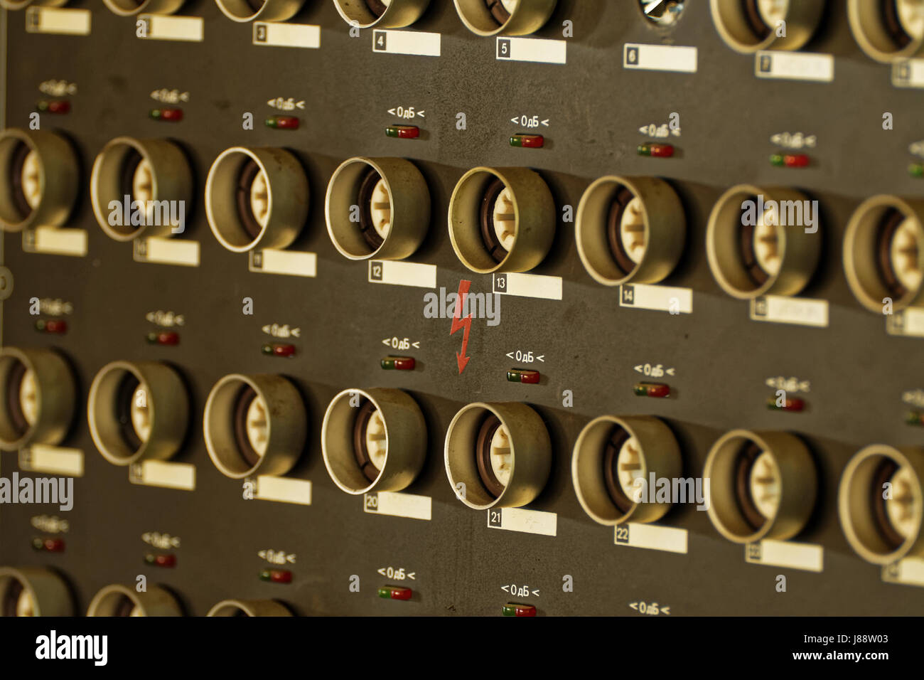 Télécommande de tesla Banque de photographies et d’images à haute ...