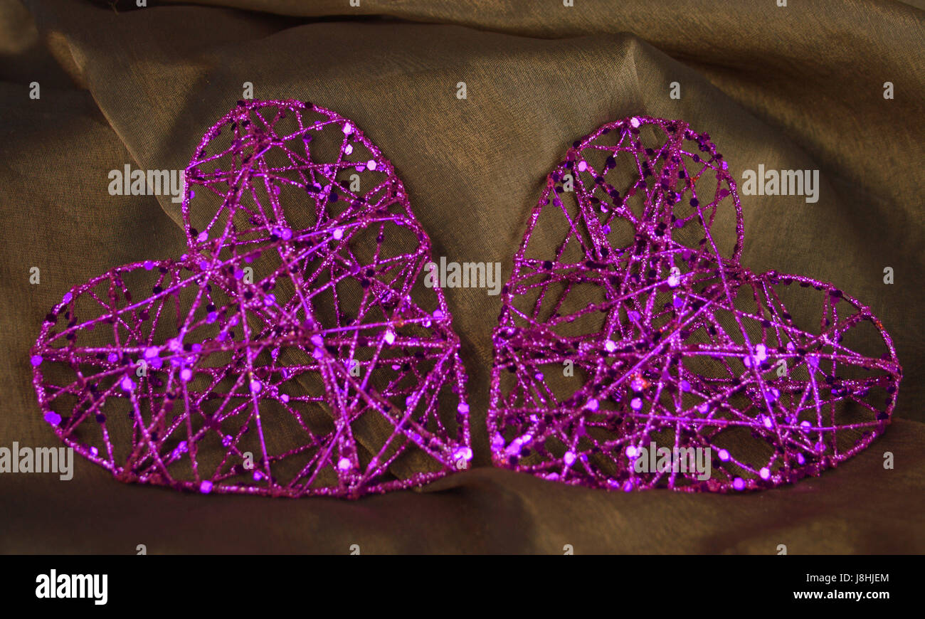 Coeur de fil Banque de photographies et d’images à haute résolution - Alamy